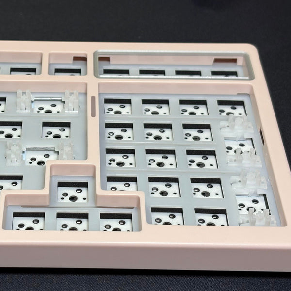 Maorbeng M99 — 99 Keys | Tri-Mode | Full Size | Typified
